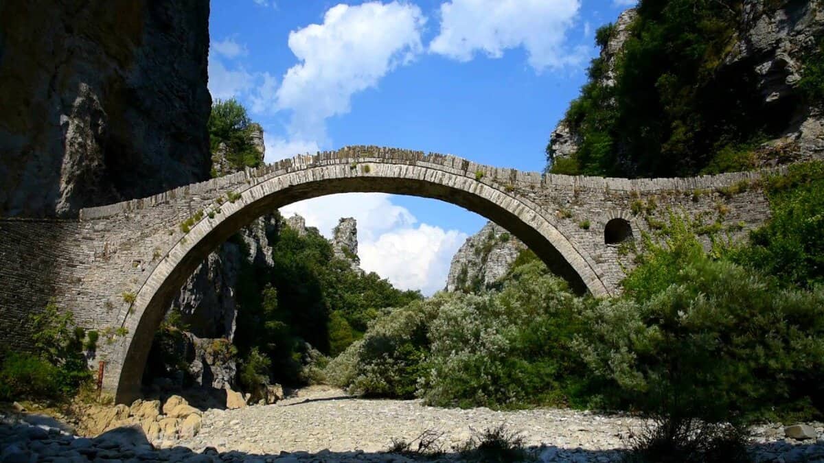 ΗΠΕΙΡΟΣ 3 ΗΜΕΡΕΣ ΑΠΟ 110€ - TravelBug